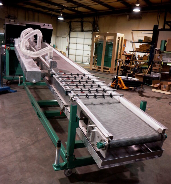 Flash-Off Conveyors – Bay Plastics Machinery